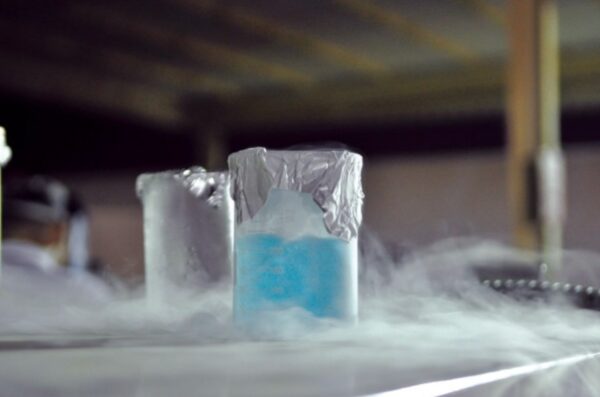 Warna Oksigen Adalah Biru, Benarkah? - AnakBisa